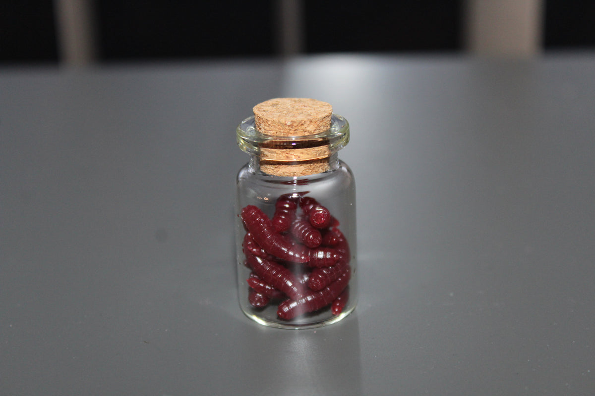 Mini Brown/Red Worms Specimen Vial – ForensicFX Studios