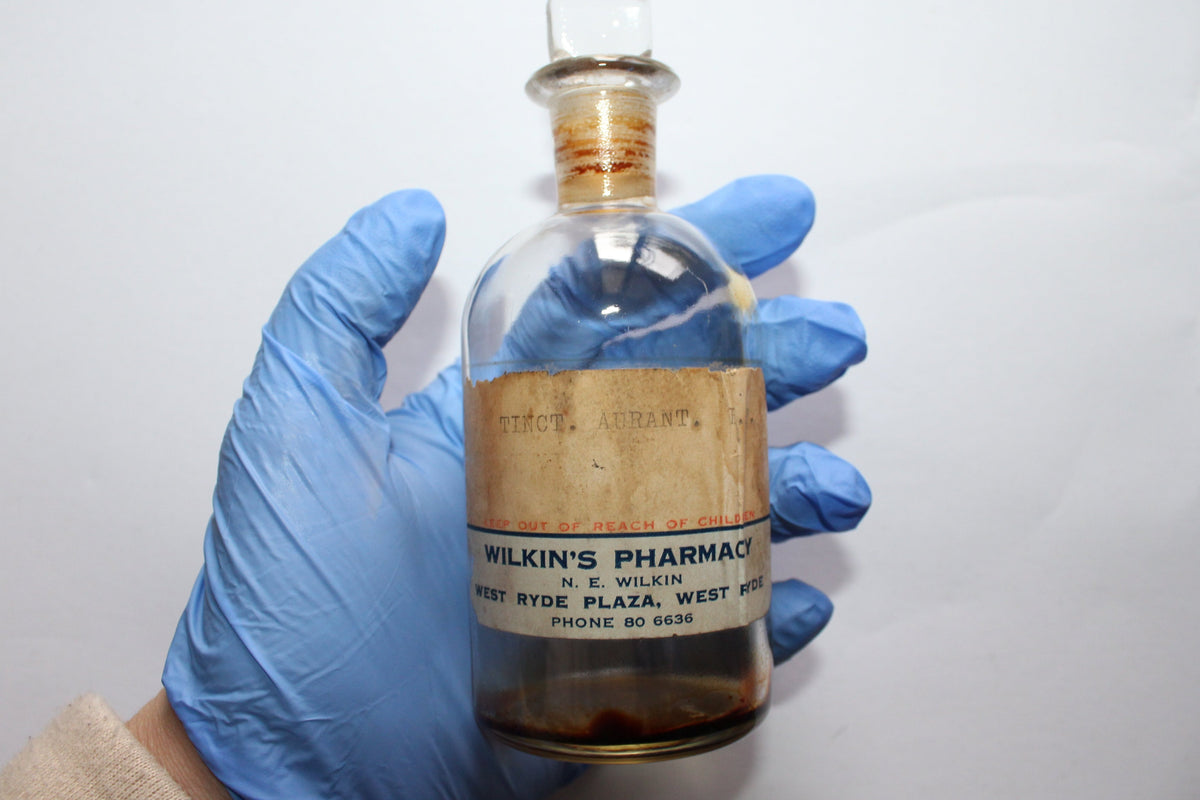 Antique 1950s Tinct. Aurant Apothecary Pharmacy Bottle – ForensicFX Studios
